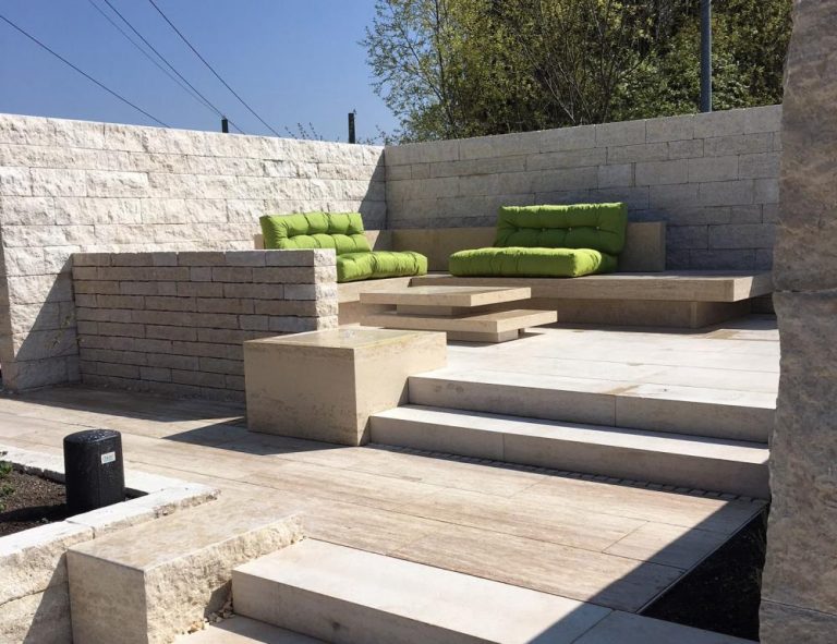 Blickfang Gartenterrasse – hier fühle ich mich wohl - KSV Natursteine.